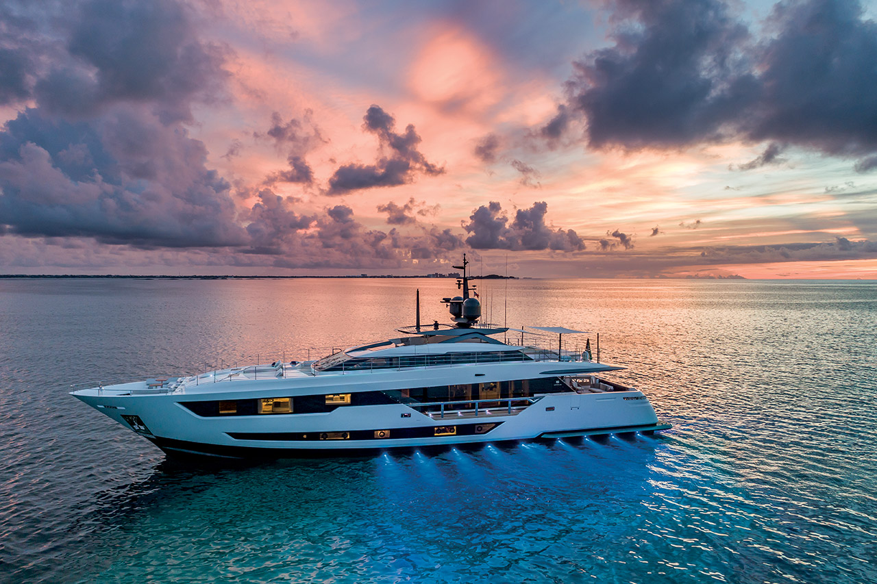 Custom Line Yacht > landingpage